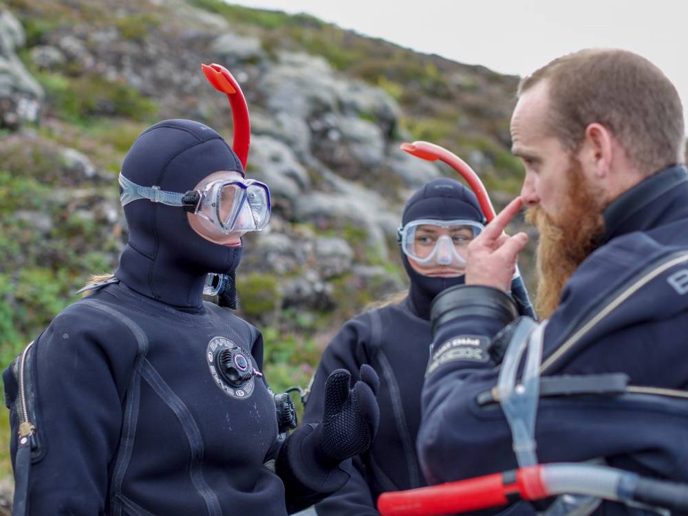 Equipment for diving and snorkeling in Silfra - DIVE.IS - ICELAND