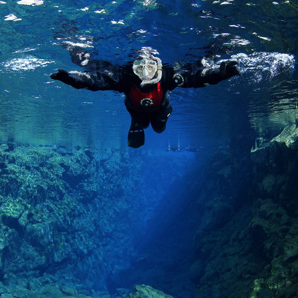 Diving & Snorkeling Tours in Iceland with DIVE.IS